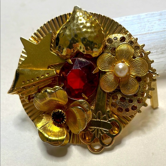 Coro | Jewelry | Vintage Coro Gold Tone Red Jewel Flower Heart Key Boat ...